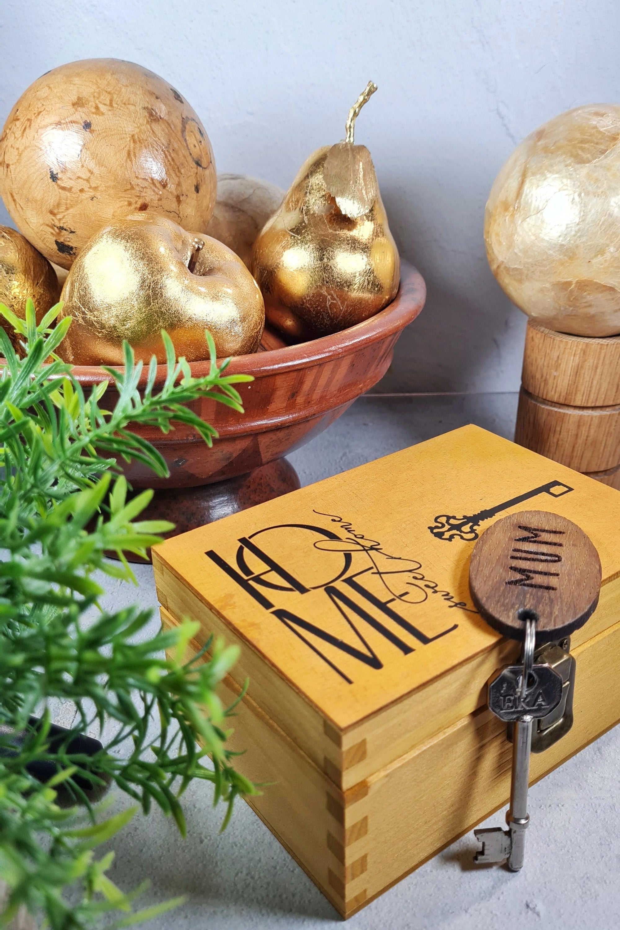 Keepsake & Memory Boxes I Personalised Wooden Boxes with Lids & Locks ...