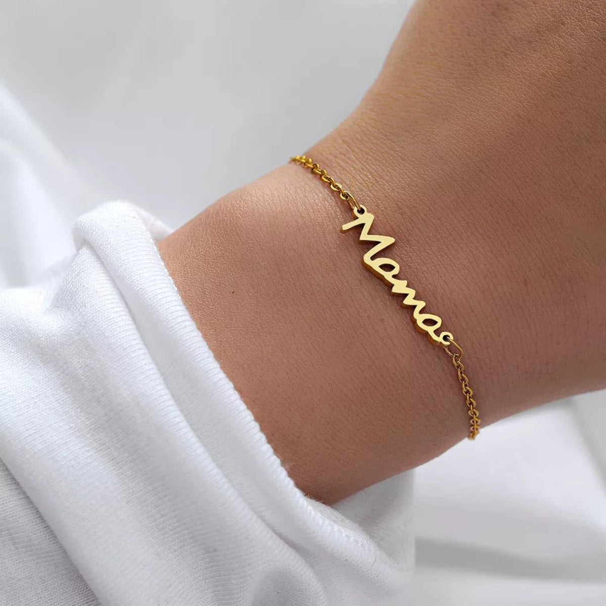 Mama Inscription Bracelet | Gift Idea for New Mums, Birthday Present ...