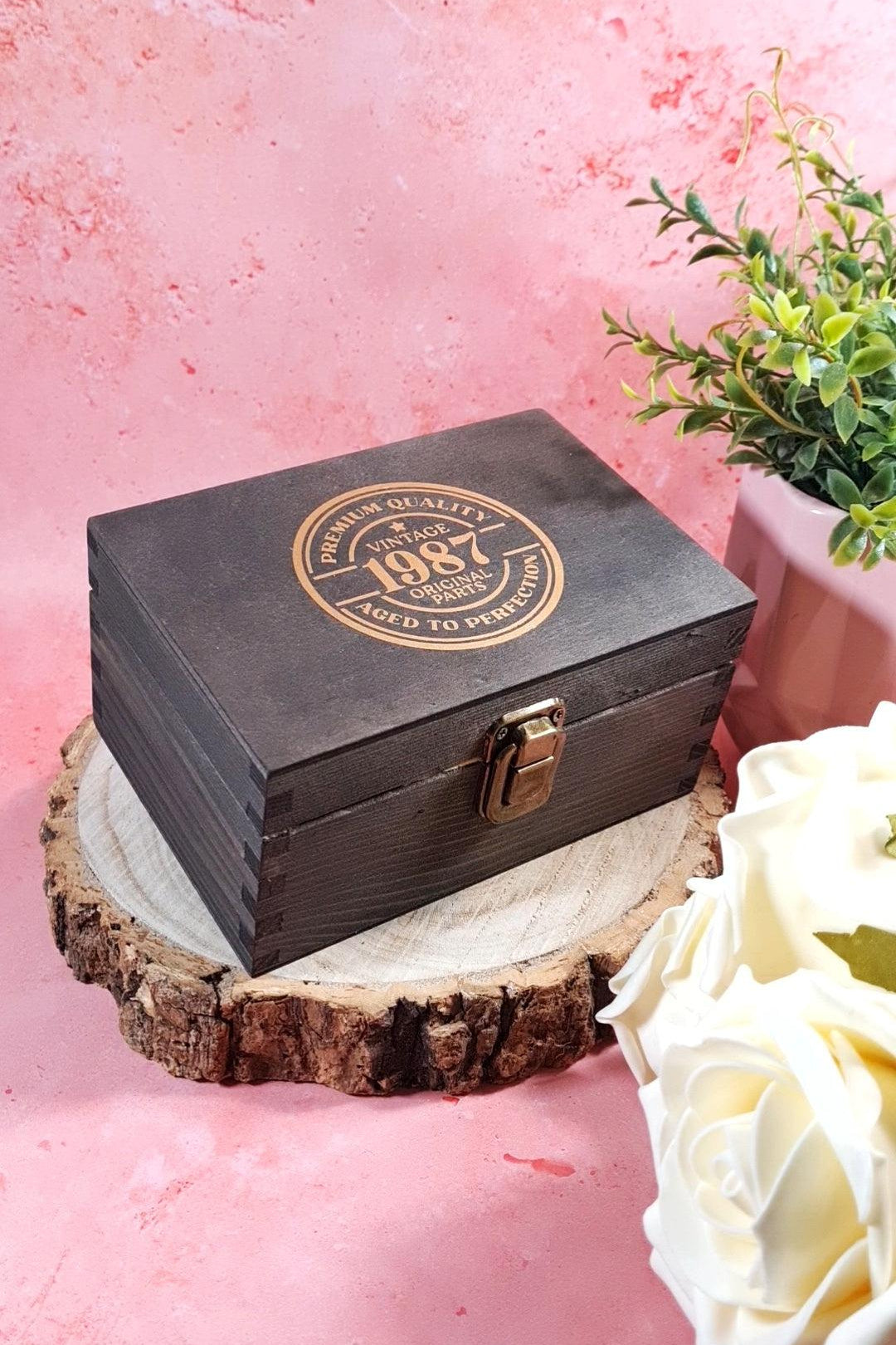 Keepsake & Memory Boxes I Personalised Wooden Boxes with Lids & Locks ...