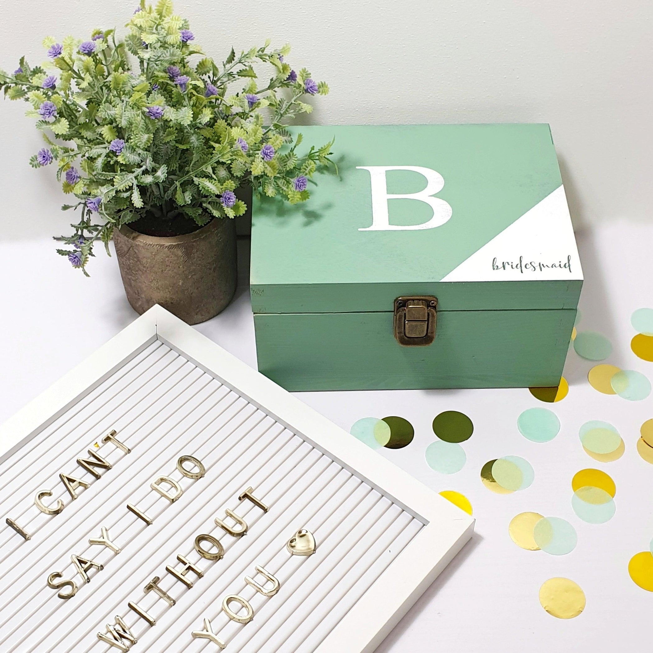 Bridesmaid Keepsake Box I Personalised Bride Box I Wedding Party Gift ...