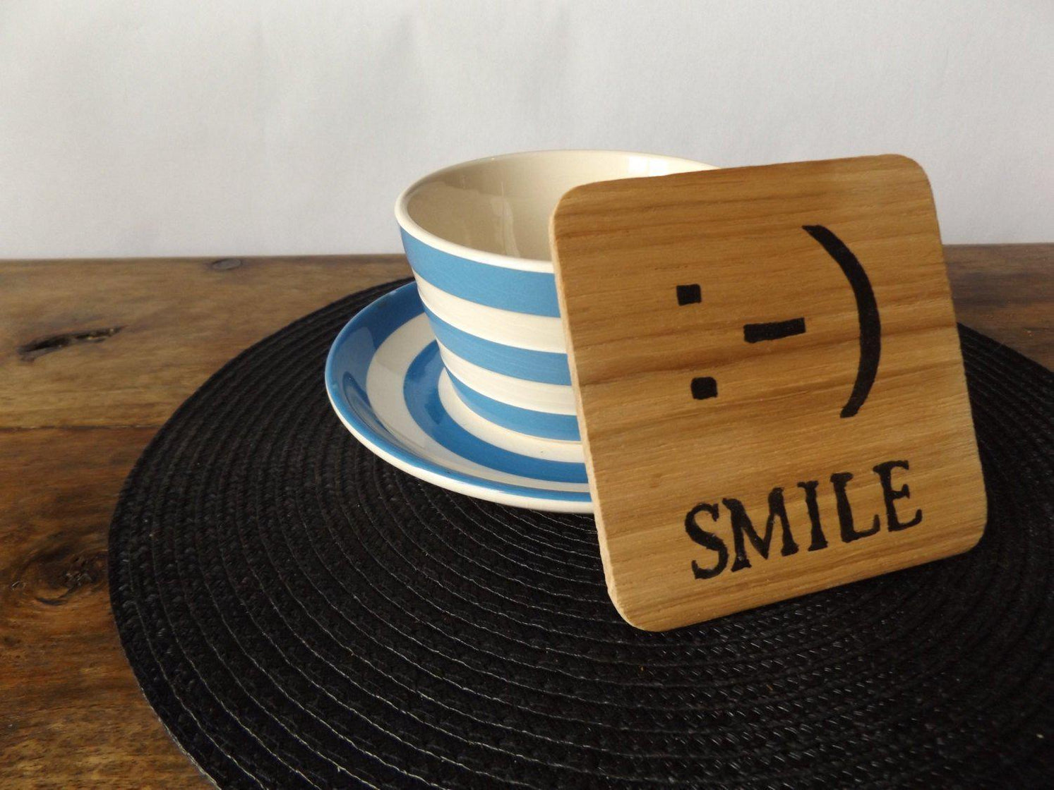 Smiley face emoticon coaster I Make Memento